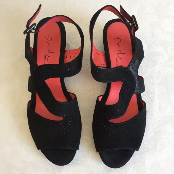 Pas de Rouge | Shoes | Pas De Rouge Black Suede Sandals | Poshmark